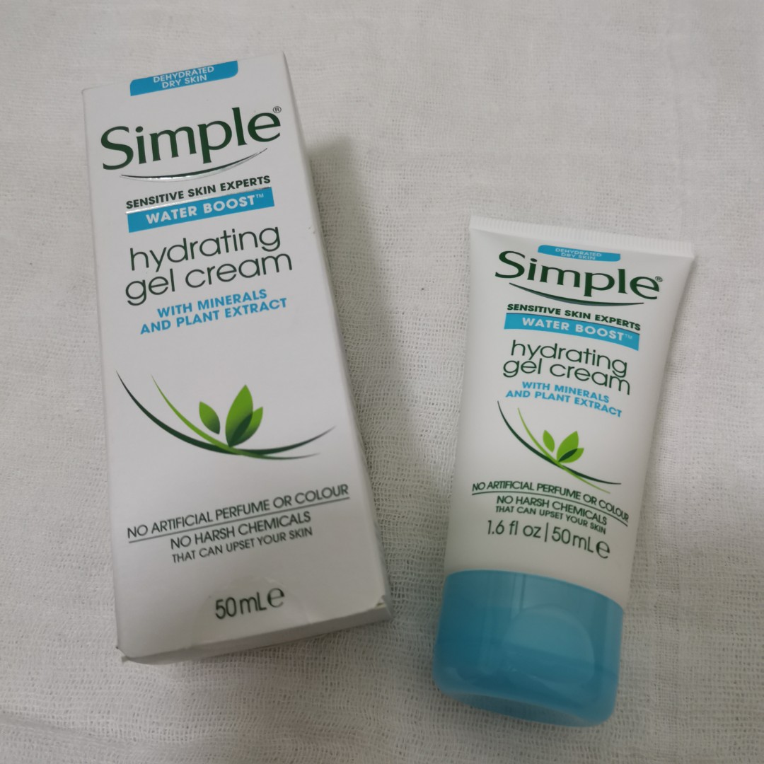 SIMPLE Water Boost Hydrating Gel Cream 50ml, Beauty & Personal Care ...