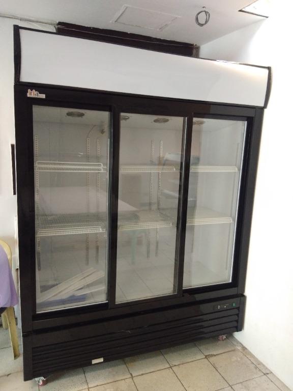 3 DOOR UPRIGHT DISPLAY CHILLER (SLIDING DOOR), Computers & Tech, Office ...