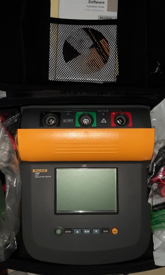FLUKE 15555 10kv insulation tester (megger tester), Furniture & Home ...