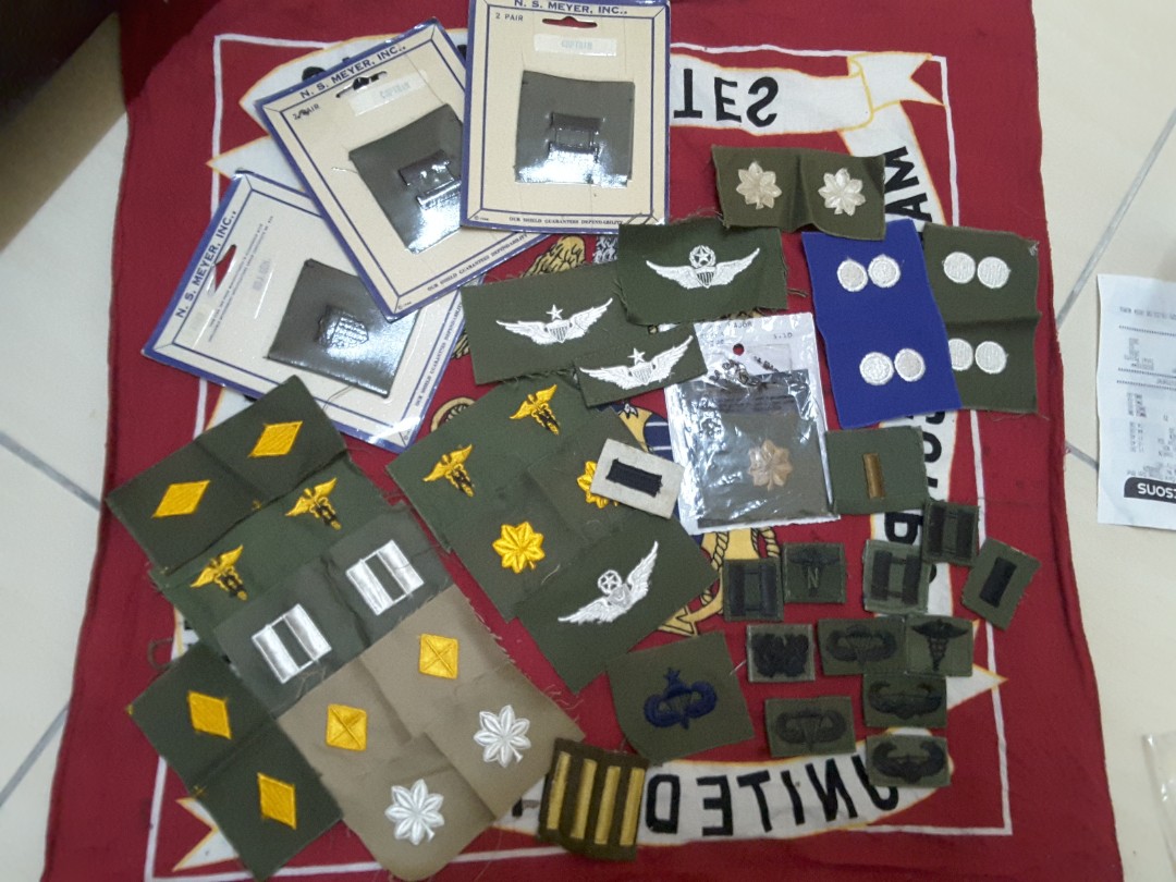 Vintage US MILITARY COLAR BADGE, Hobbies & Toys, Collectibles ...