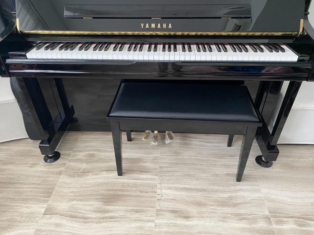 Yamaha U1J Upright Piano, Music & Media, Music Instruments on Carousell