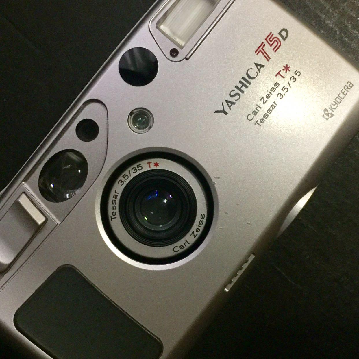 Yashica T5D T* Legendary Compact Film Camera Price reduced, Photography, Cameras on Carousell