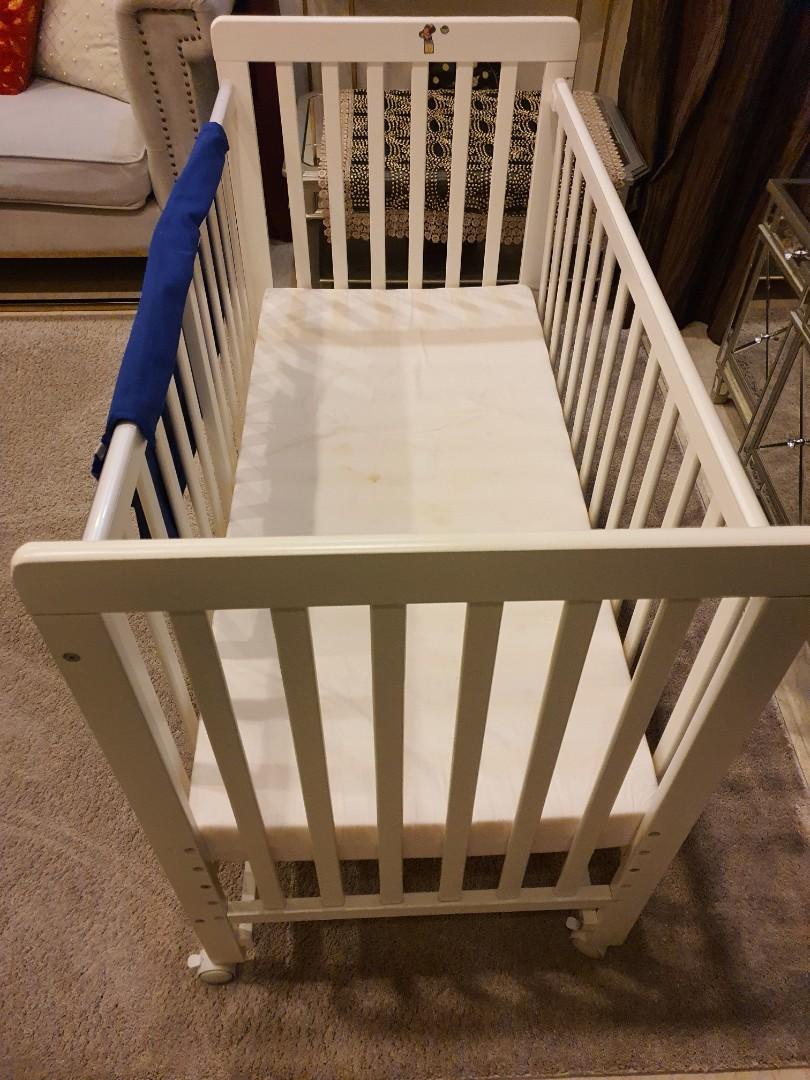 Free Baby Cot, Babies & Kids, Baby Nursery & Kids Furniture, Cots ...