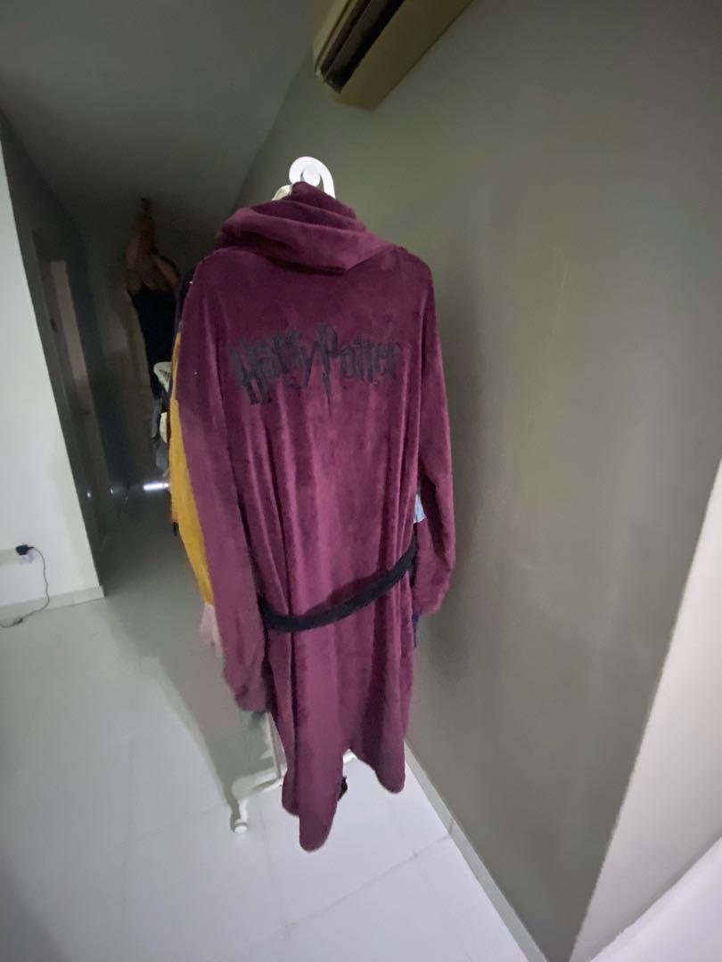 Harry Potter Bath Robe, Women's Fashion, New Undergarments & Loungewear ...