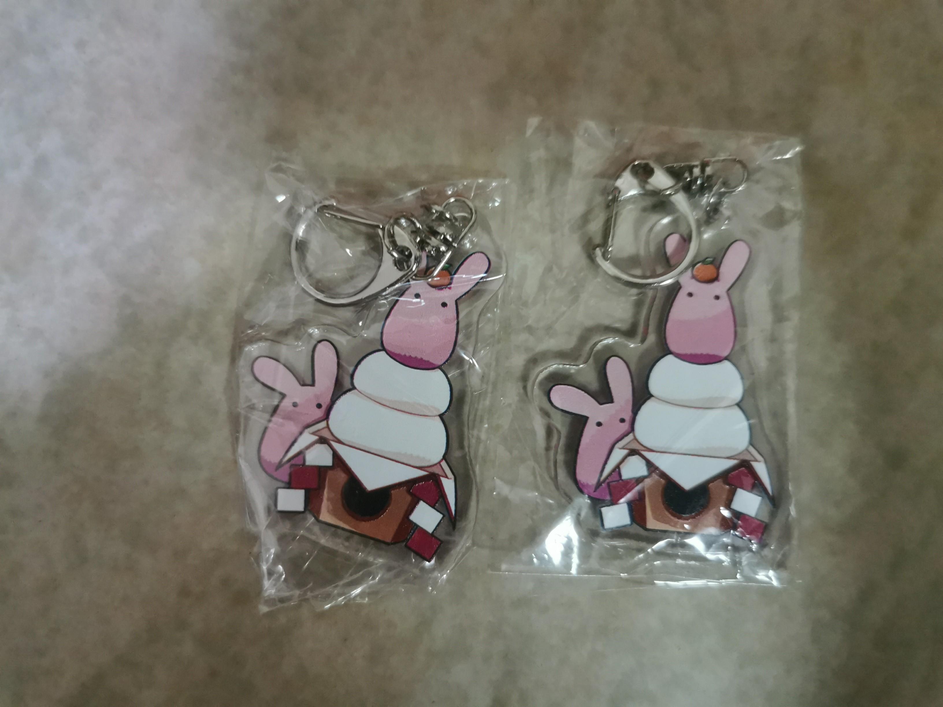 INSTOCK toilet bound hanako kun mokke keychains, Hobbies & Toys ...