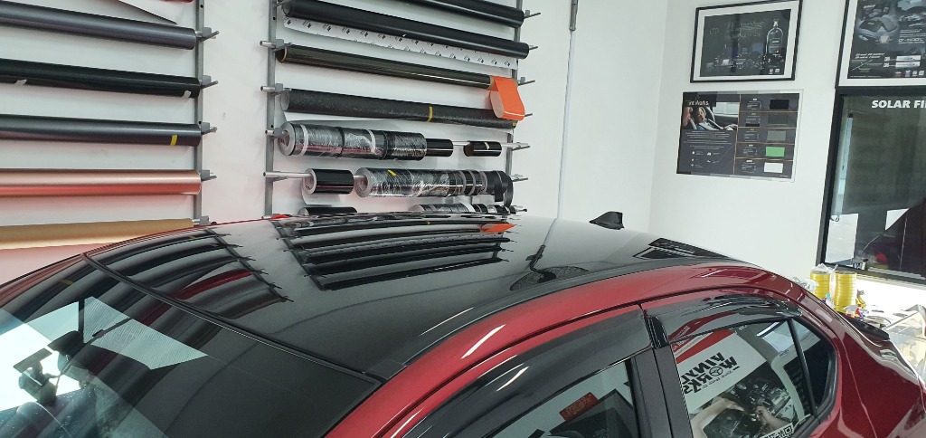 Mitsubishi Attrage - Roof & Antenna wrap high gloss black, Car ...