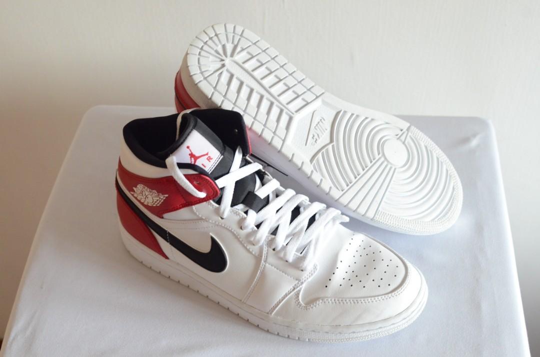 Nike Air Jordan 1 mid 'White Chicago', Men's Fashion, Footwear, Sneakers on Carousell