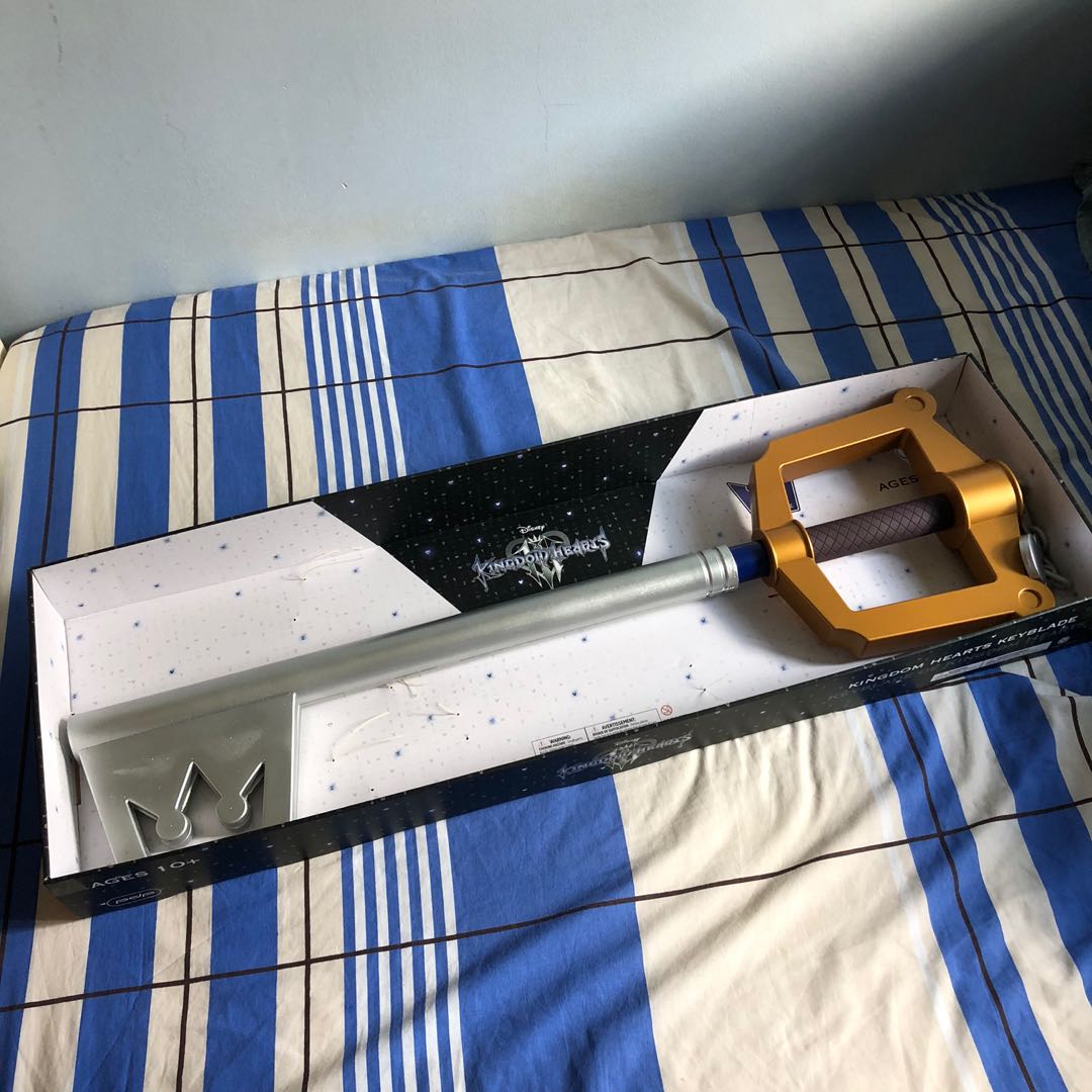 Square Enix Disney Kingdom Hearts III 3 Life Size Scaled Prop Keyblade ...