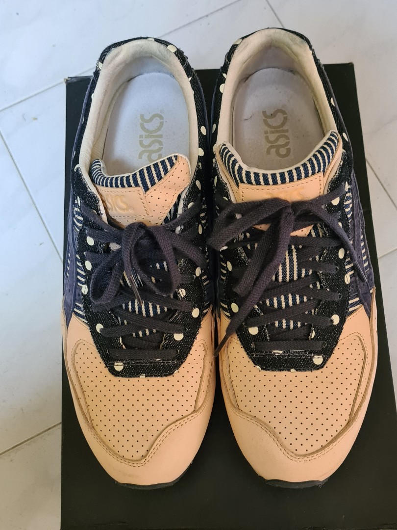Asics EU 44, Women's Fashion, Footwear, Sneakers on Carousell