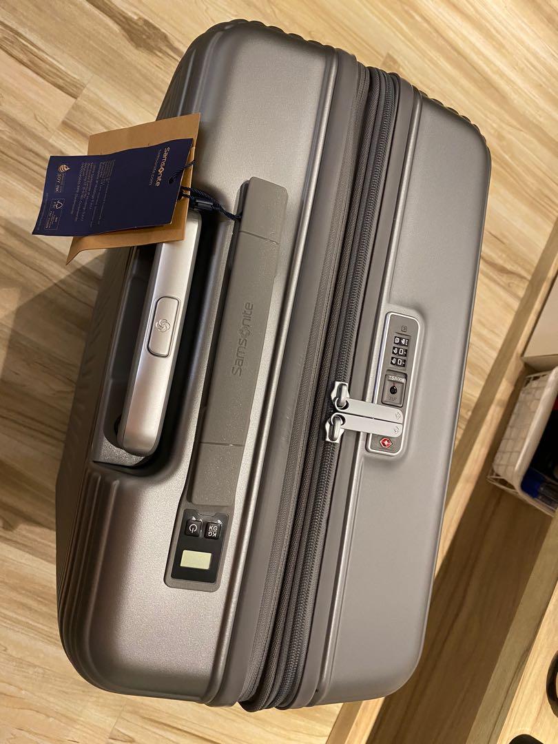 BNIB SAMSONITE LUGGAGE APINEX PRESTIGE WITH DIGITAL SCALE, Hobbies ...