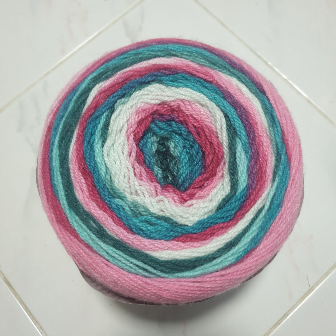 Mail included. Caron Skinny Cakes yarn 250g in Cotton Candy, Hobbies ...