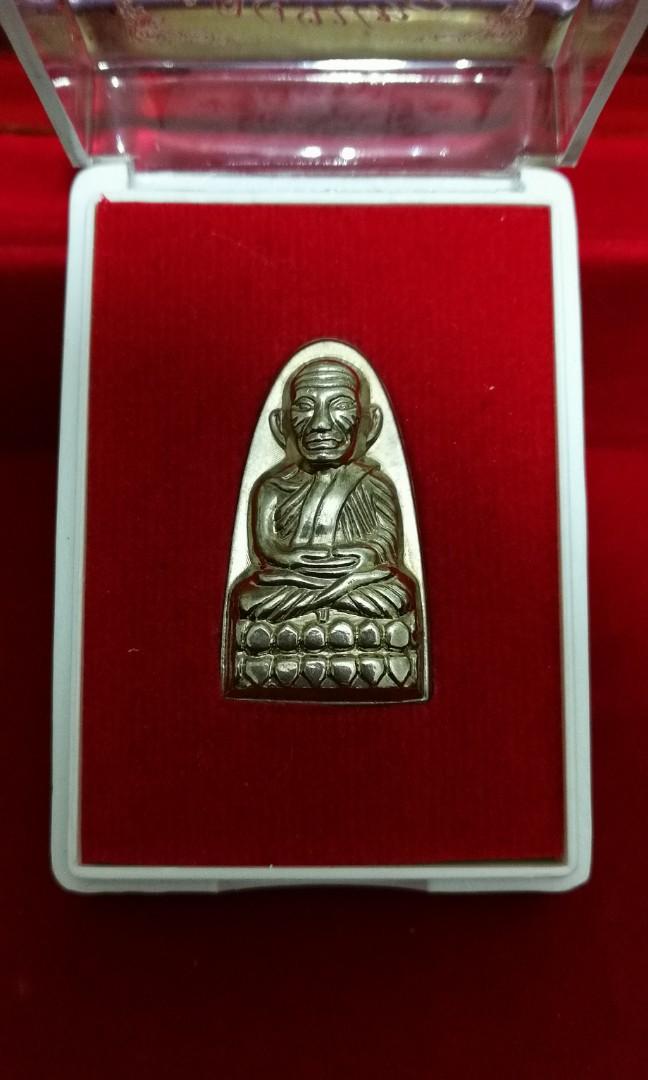 Lp Thuad B.E 2553 by Lp Keow Wat huay ngor, Hobbies & Toys, Memorabilia ...