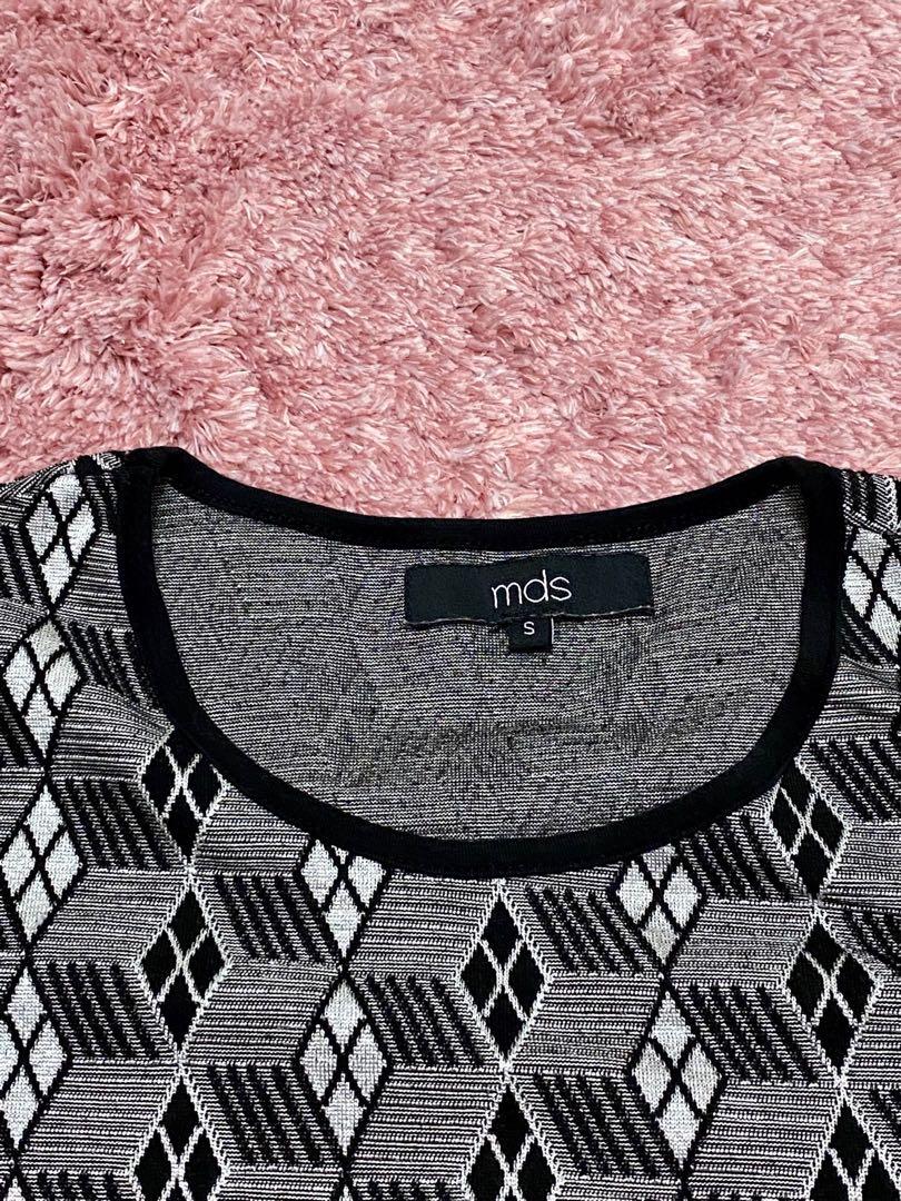 MDS Crop Tank, Women's Fashion, Tops, Sleeveless on Carousell