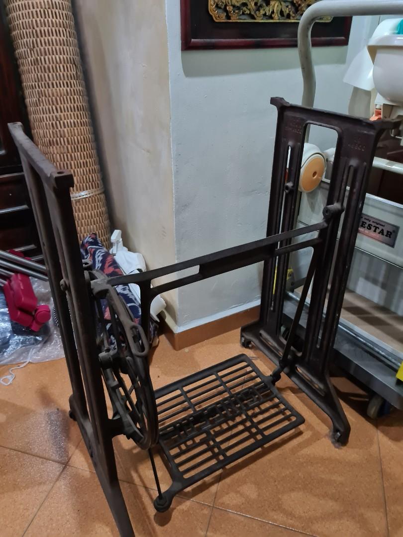 Singer Sewing machine stand, Furniture & Home Living, Home Decor, Other ...