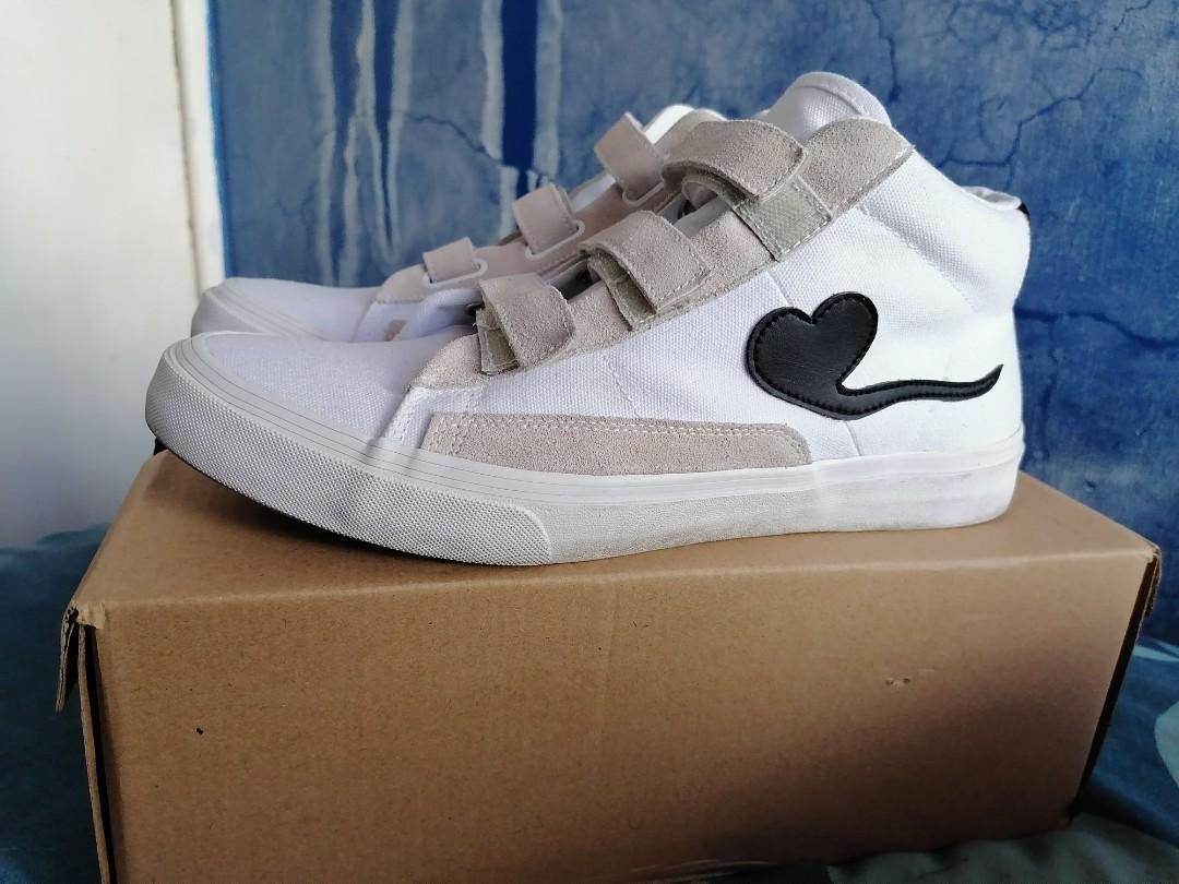 World Balance x Secret Fresh I-Sperm Climax, Men's Fashion, Footwear ...