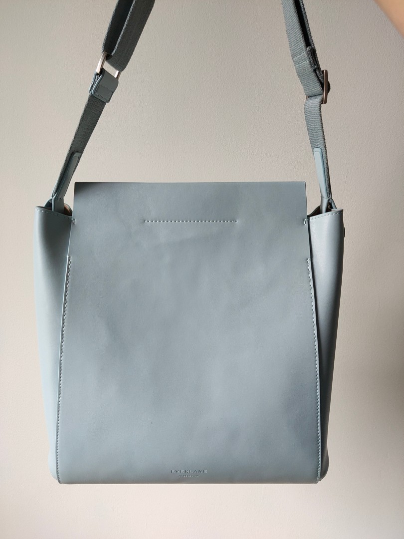 Everlane Form Bag, Women's Fashion, Bags & Wallets, Cross-body Bags on ...