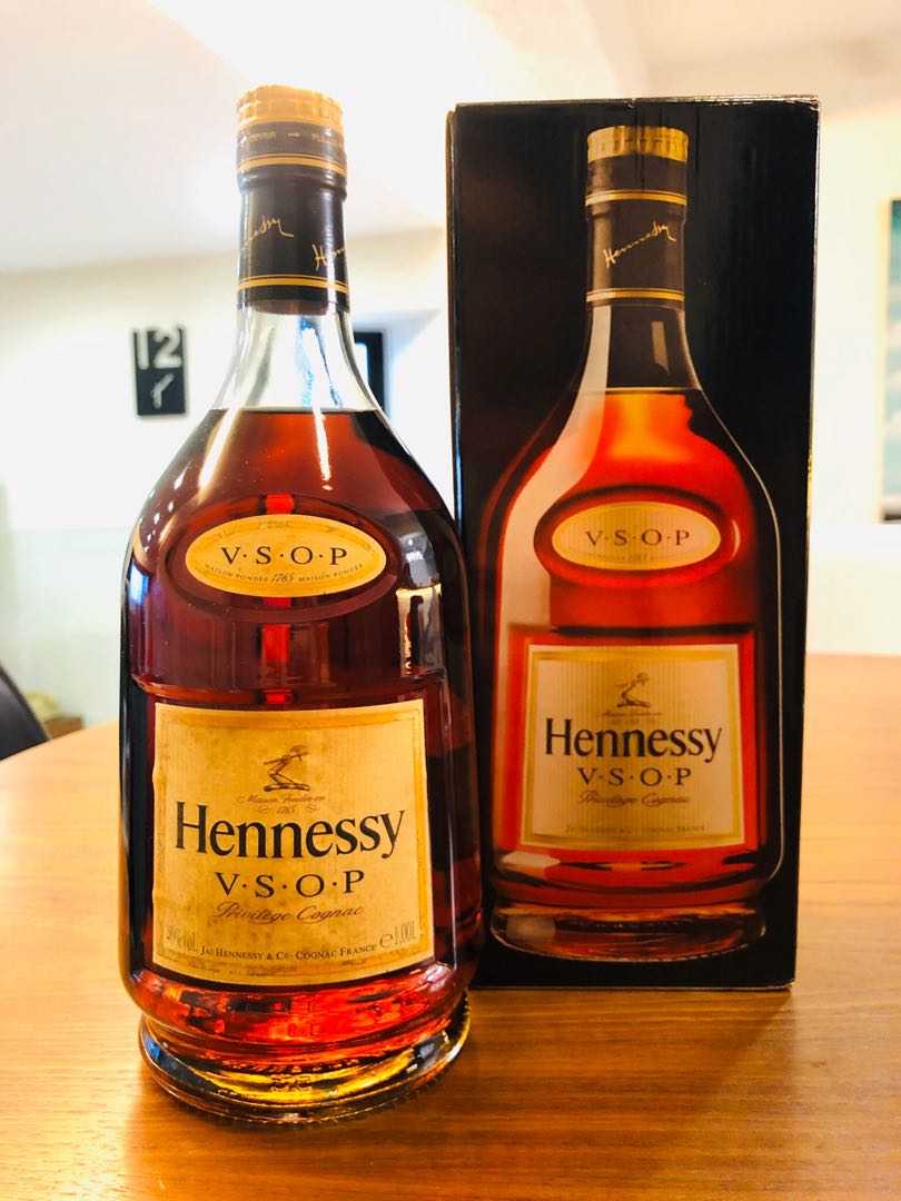 Hennessy VSOP, Food & Drinks, Alcoholic Beverages on Carousell