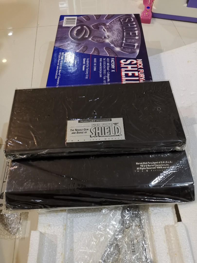 Marvel Nick Fury Shield display Gun, Hobbies & Toys, Toys & Games on ...