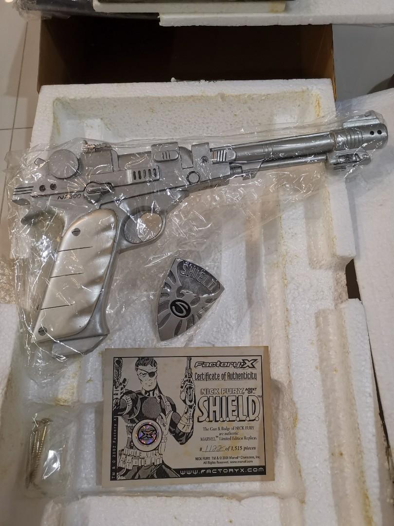 Marvel Nick Fury Shield display Gun, Hobbies & Toys, Toys & Games on ...