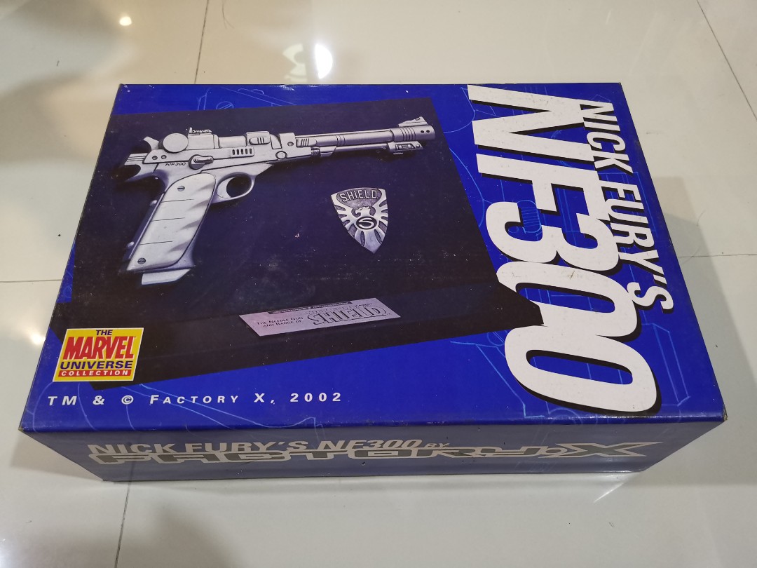 Marvel Nick Fury Shield display Gun, Hobbies & Toys, Toys & Games on ...