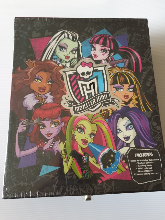 Monster High-Story & Activity Gift Set, Hobbies & Toys, Books ...