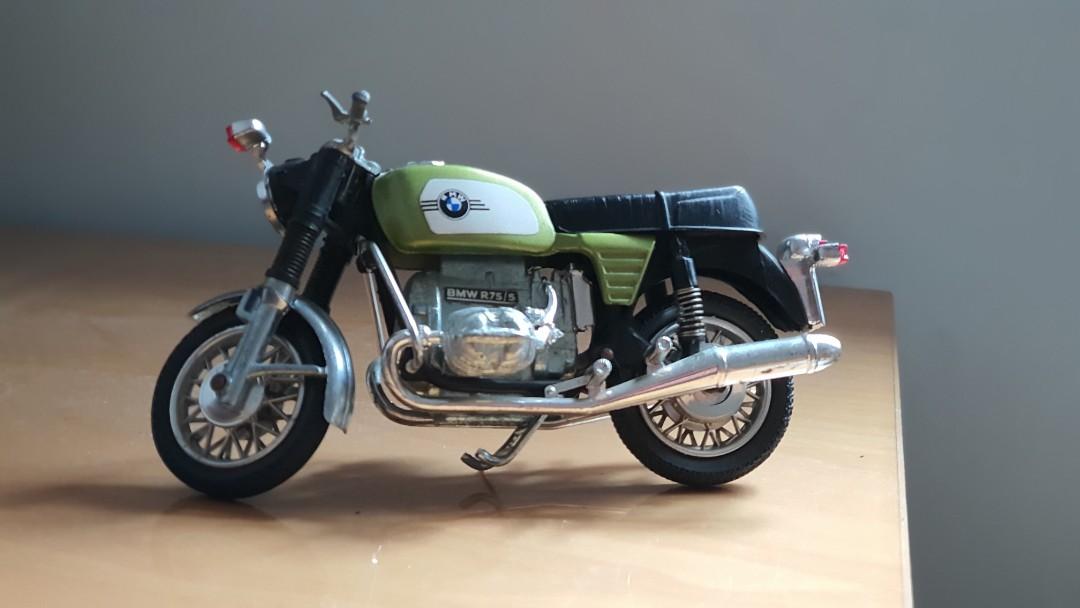 Motorbikes by Polistil (Harley Davidson, Norton, BMW, Police Commando ...