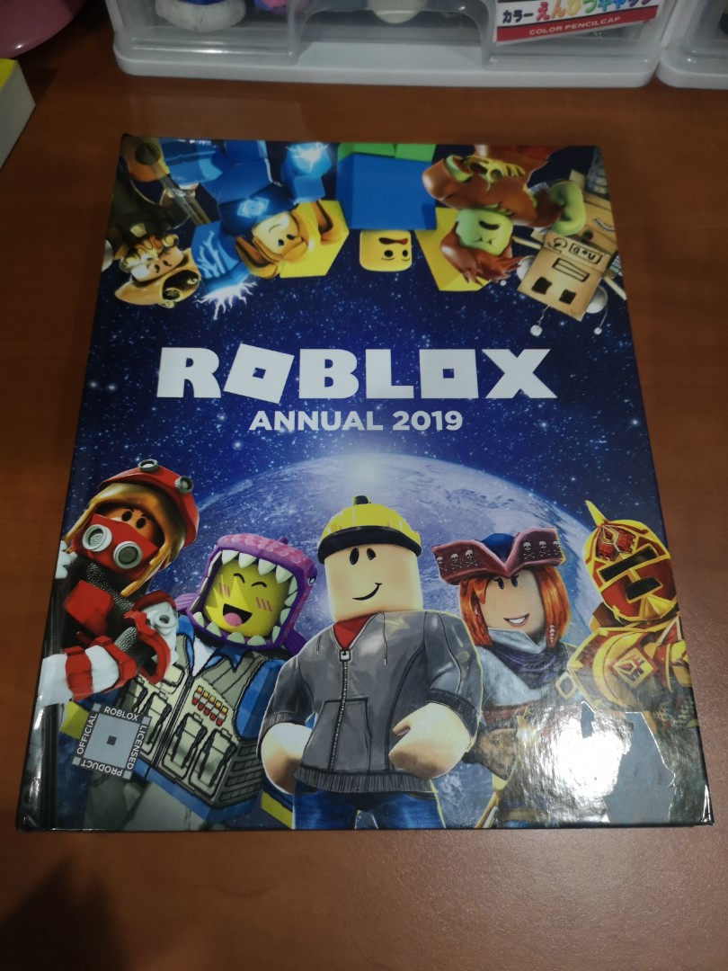 Roblox Annual 2019, Hobbies & Toys, Books & Magazines, Assessment Books ...