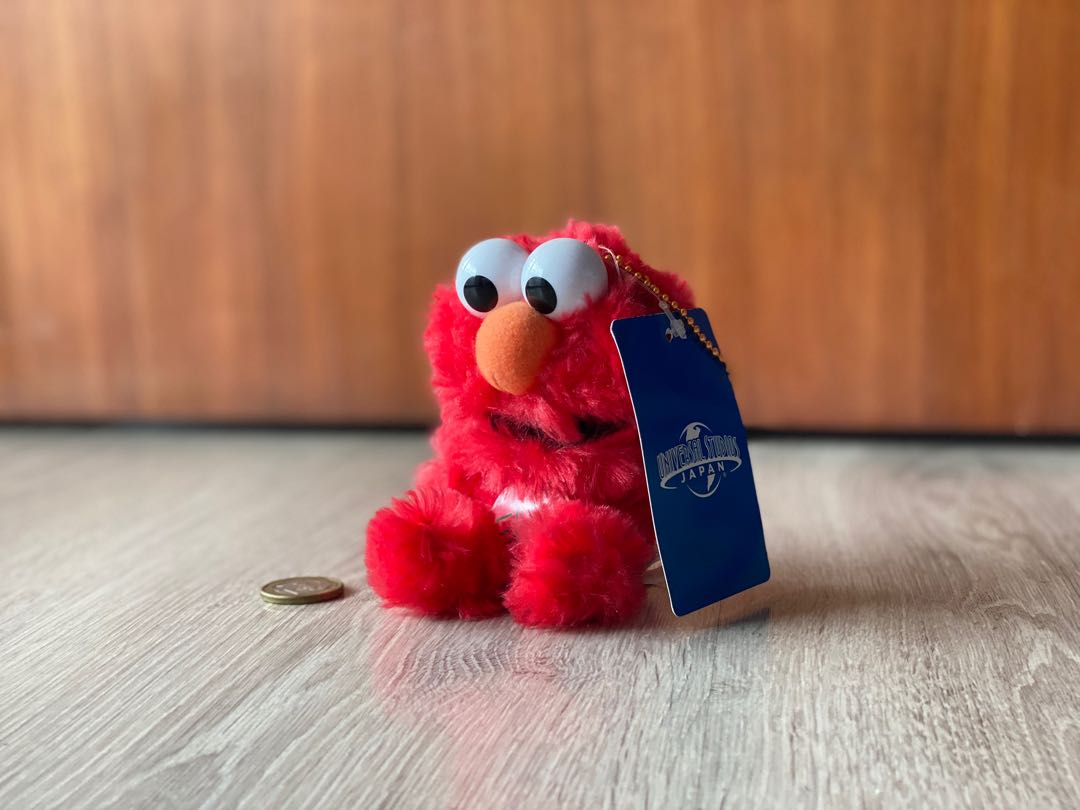 [SALE] Original Elmo Key Chain from Universal Studios Japan, Hobbies ...