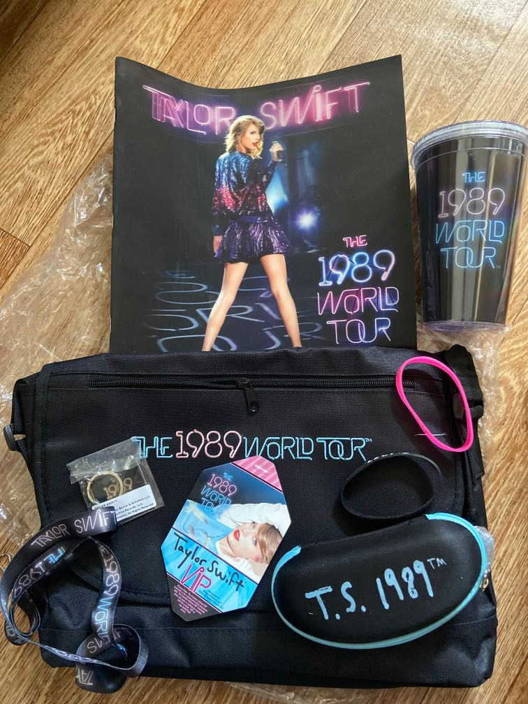 Taylor Swift Collectables, Hobbies & Toys, Memorabilia & Collectibles ...