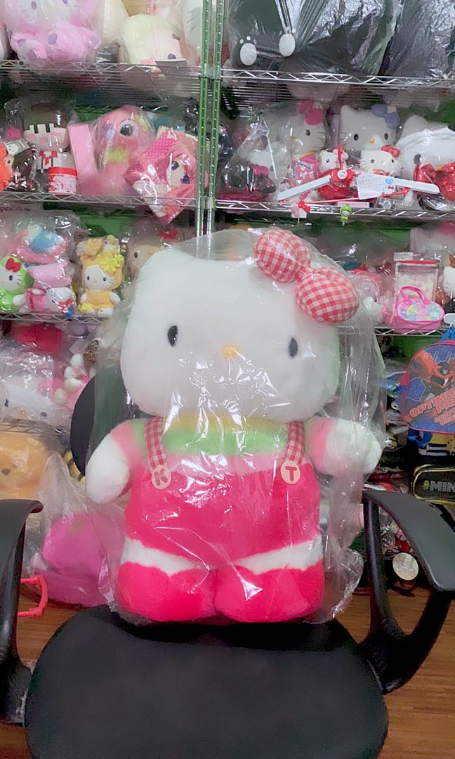 Biggie Classic Rainbow Hello Kitty, Hobbies & Toys, Toys & Games on ...
