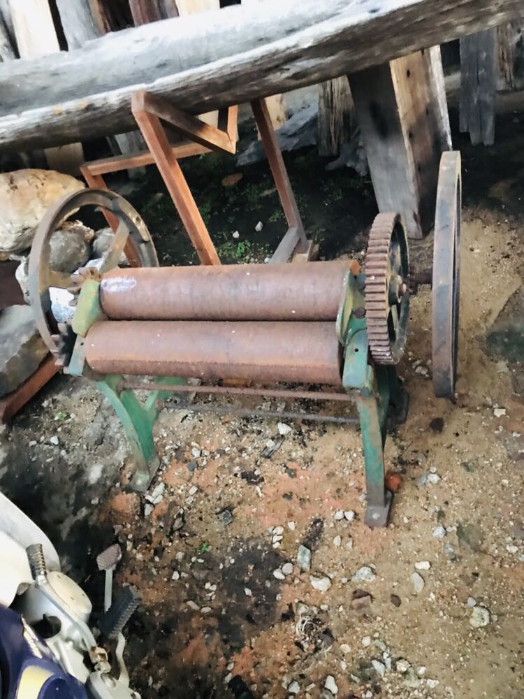 mesin getah antik, Furniture & Home Living, Home Decor, Vases ...