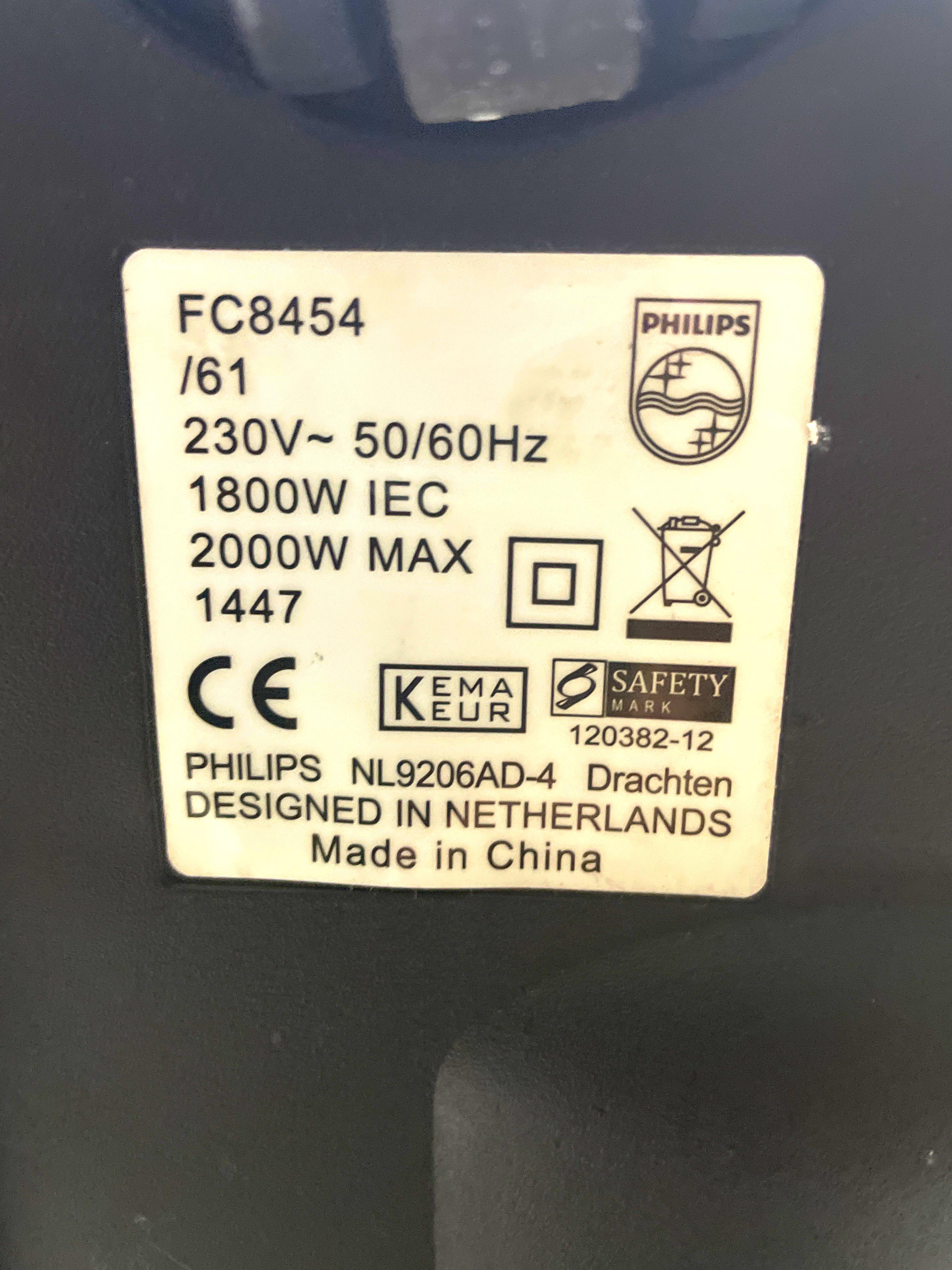 Philips Powerlife 2000w Vacuum, TV & Home Appliances, Vacuum Cleaner ...