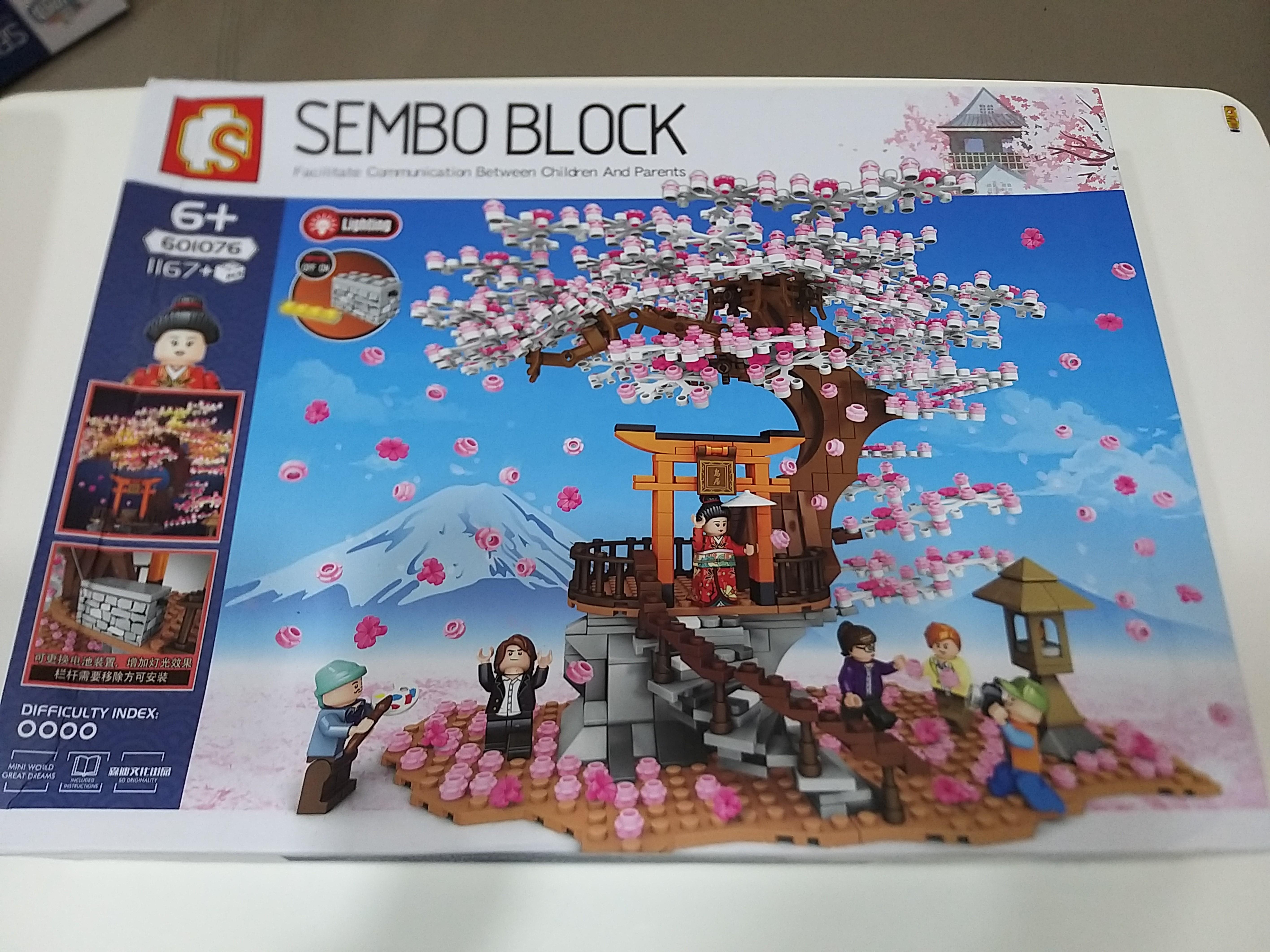 Sembo blocks Japan sakura season, Hobbies & Toys, Toys & Games on Carousell