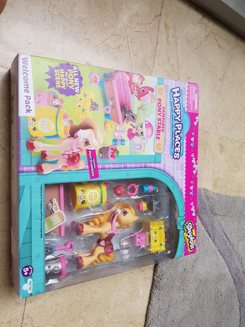 Shopkin toy set, Hobbies & Toys, Toys & Games on Carousell
