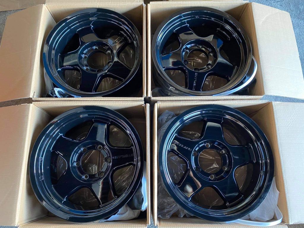 17" Overland Rebel Black Mags 6Holes pcd 139 Bnew, Car Parts ...