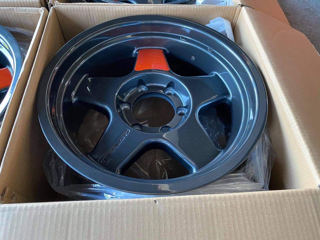 17" Overland Rebel Grey/ Orange spoke mags 6Holes pcd 139 bnew, Car ...