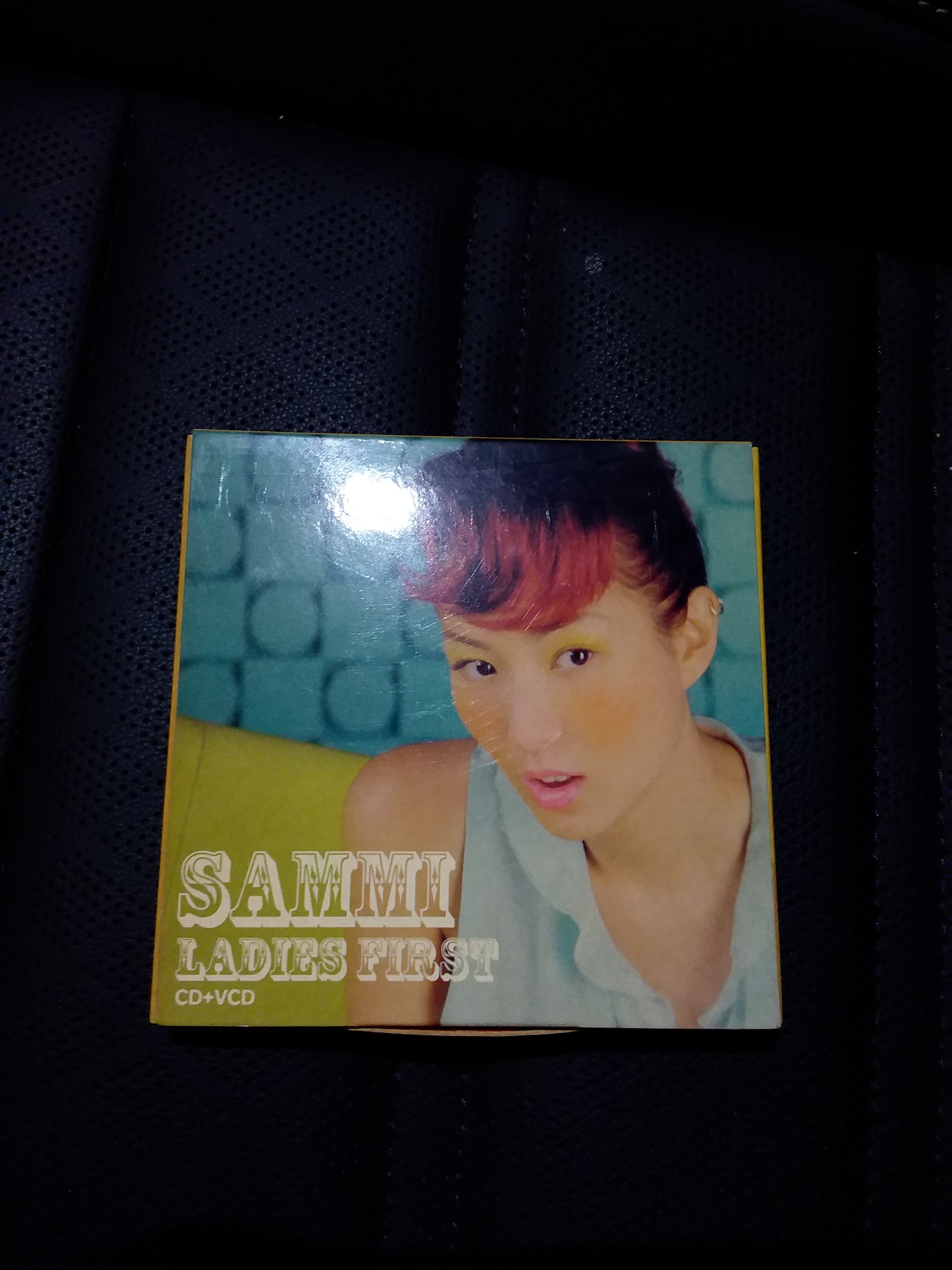 鄭秀文 ladies first CD+VCD, 興趣及遊戲, 音樂樂器 & 配件, 音樂與媒體 - CD 及 DVD - Carousell