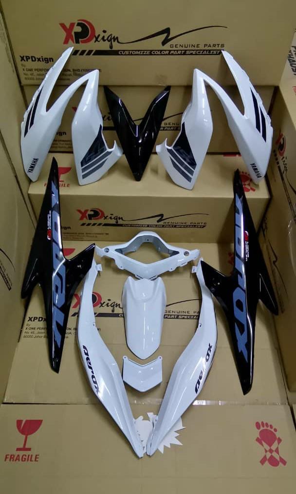 Aerox cover set, Motorcycles, Motorcycle Accessories on Carousell