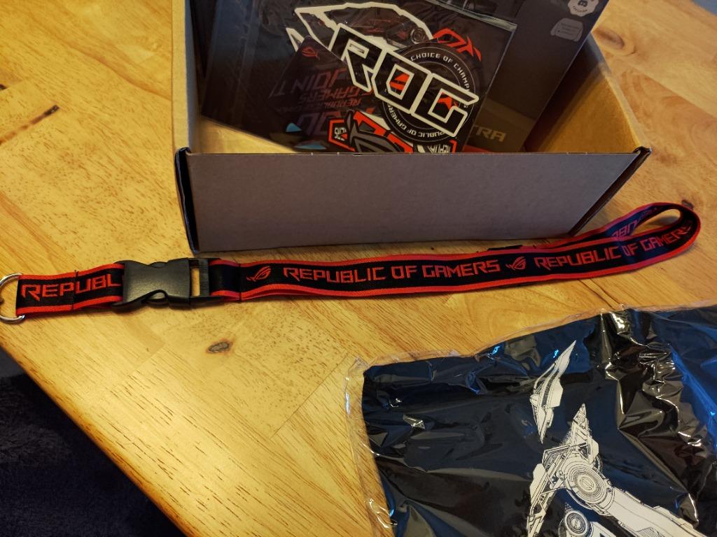 ASUS ROG Ultimate Gift Box Bundle, Mobile Phones & Gadgets, Mobile ...