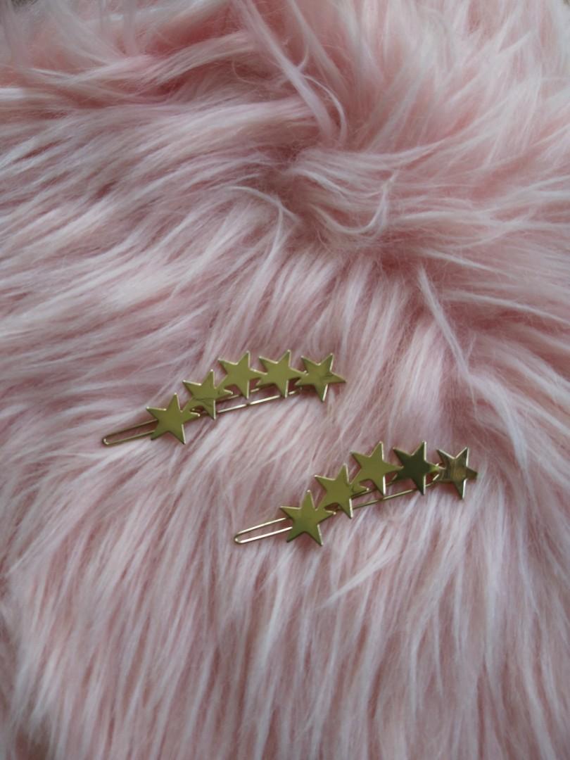 [BN] Gold Star Starry Hair Barrette Clip, Women's Fashion, Watches ...