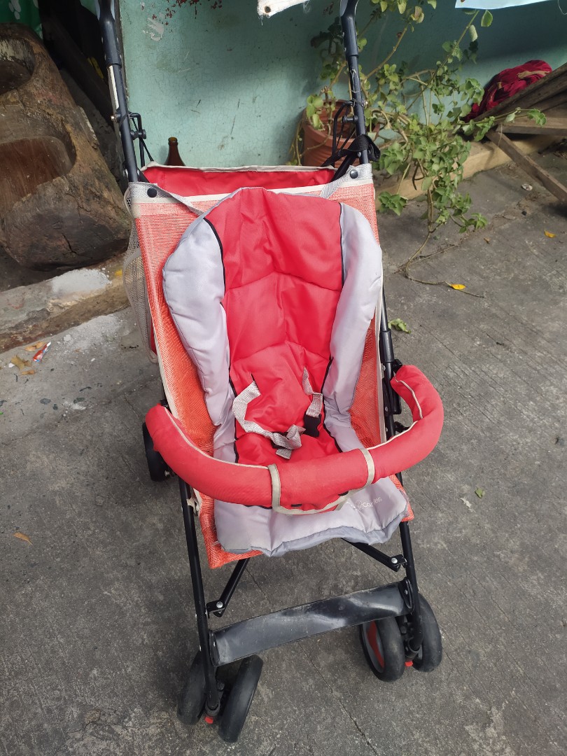 Giant Carrier stroller, Babies & Kids, Going Out, Strollers on Carousell