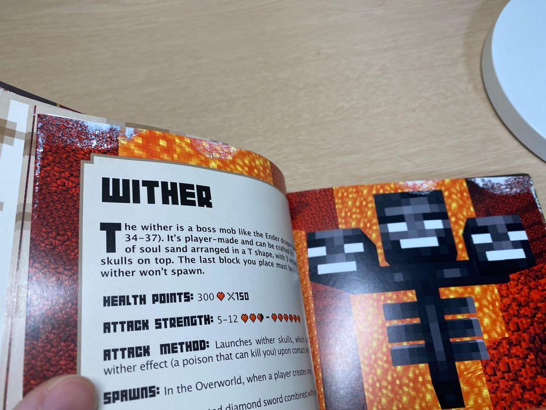 Minecraft Handbook Series 我的世界圖書系列, 興趣及遊戲, 書本 & 文具, 小說 & 故事書 - Carousell