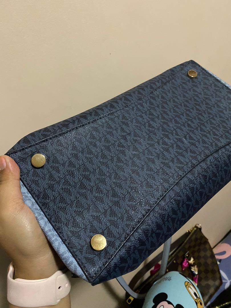 Mk Carryall tote bag, Women's Fashion, Bags & Wallets, Tote Bags on ...