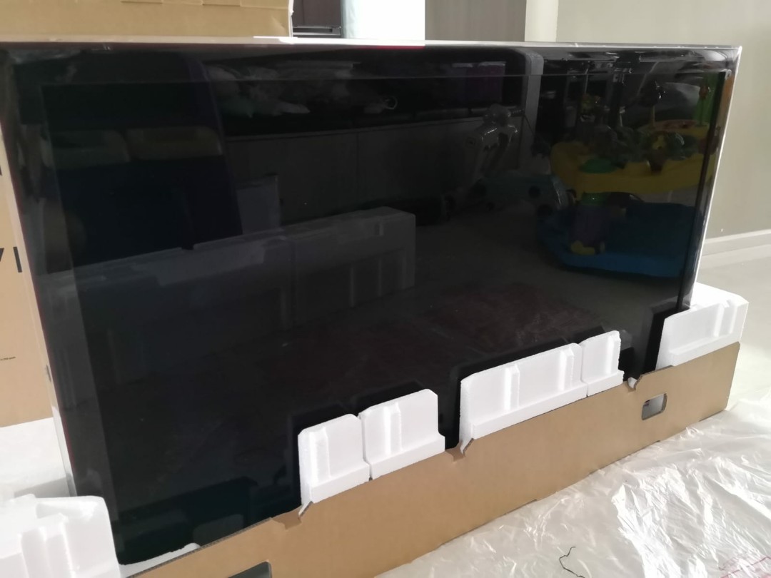 Samsung series 5 LED 46 inch TV, TV & Home Appliances, TV ...