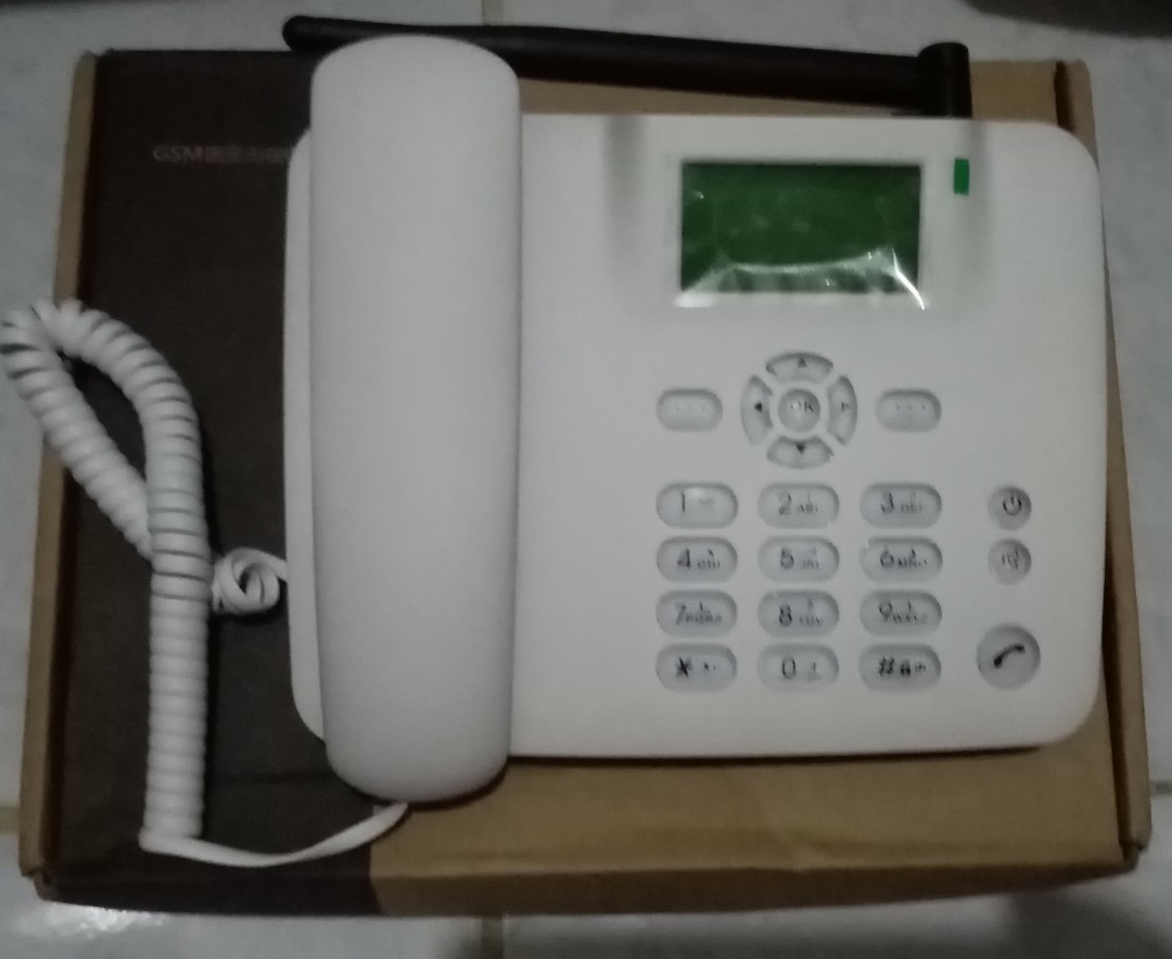 Telephone Wireless landline phone unit rechargeable defective screen ...