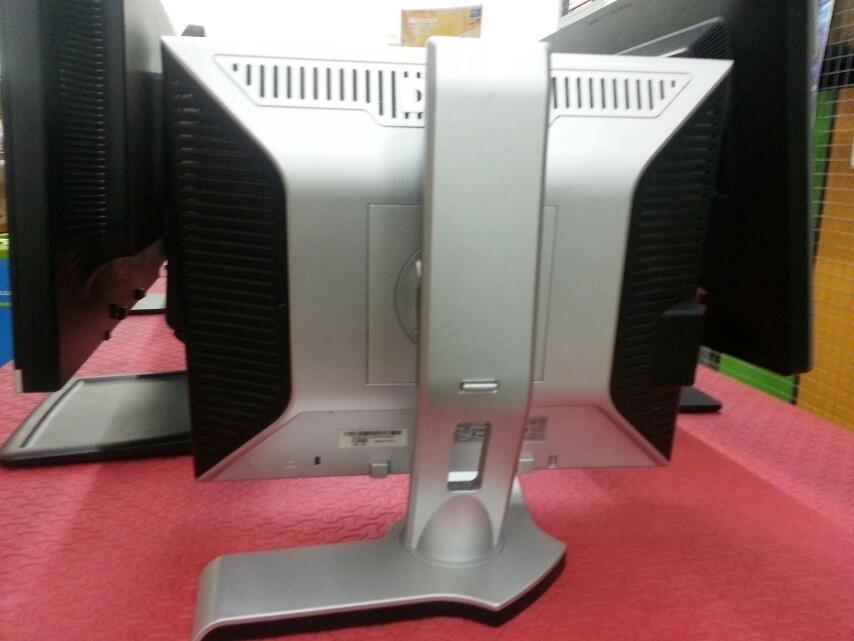 Used Dell 1707FPT 17 inch LCD Monitor(square type) with 1 year warranty ...