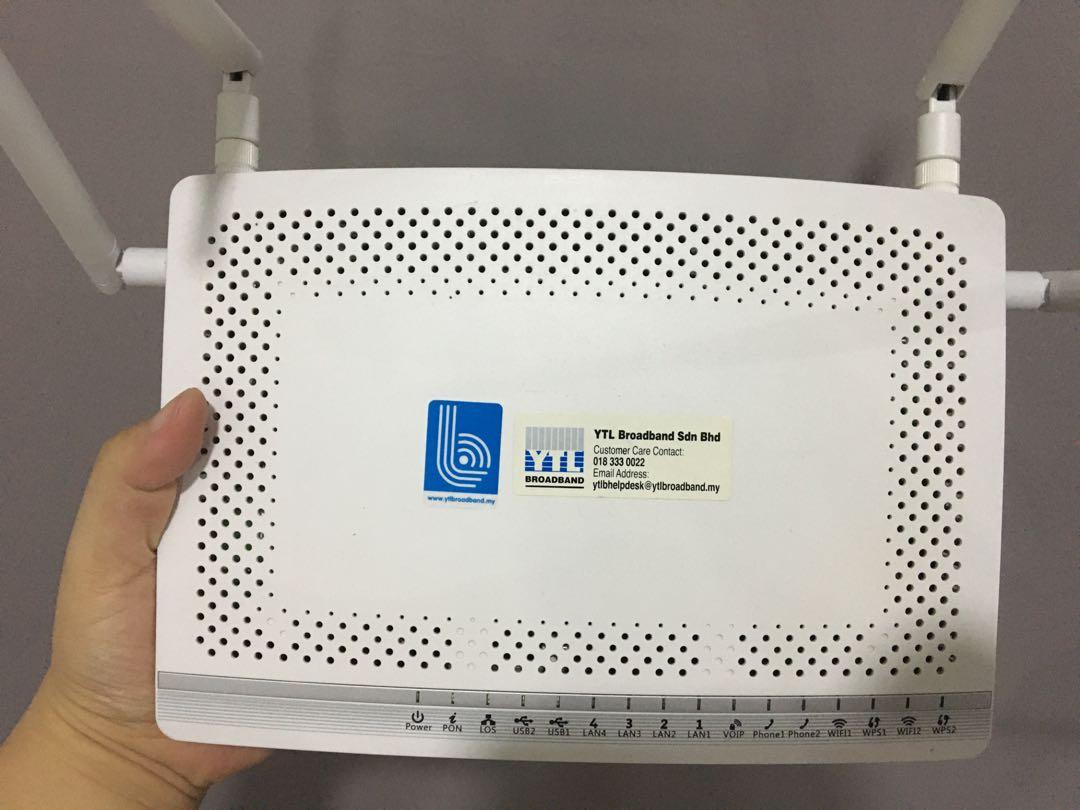 Used YTL optical terminal unit (2.4Ghz & 5Ghz), Computers & Tech, Parts ...