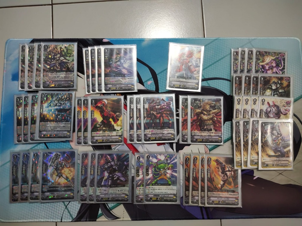 Vanguard god hand dragon deck, Hobbies & Toys, Toys & Games on Carousell