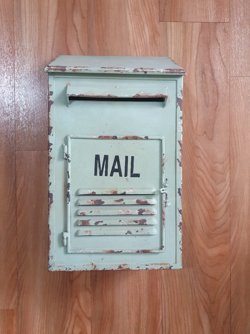 Vintage style mailbox, Everything Else on Carousell