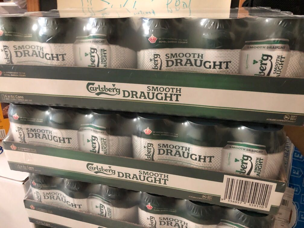 Carlsberg Smooth Draught beer 1 carton of 24 x 320ml, Food & Drinks ...